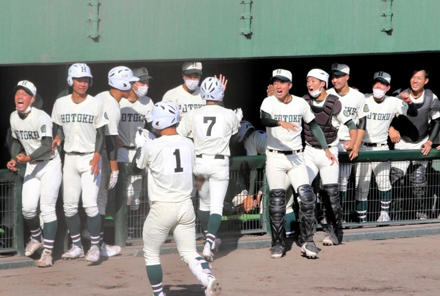 報徳、前年王者に競り勝つ 渡辺が攻守けん引 春季県大会｜22年春季県大会｜兵庫の高校野球｜神戸新聞NEXT