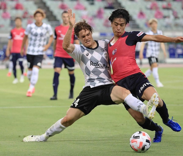 神戸新聞NEXT｜スポーツ｜Live!VISSEL｜ヴィッセル神戸 きょう本拠でG大阪戦 酒井、狙うはカウンター